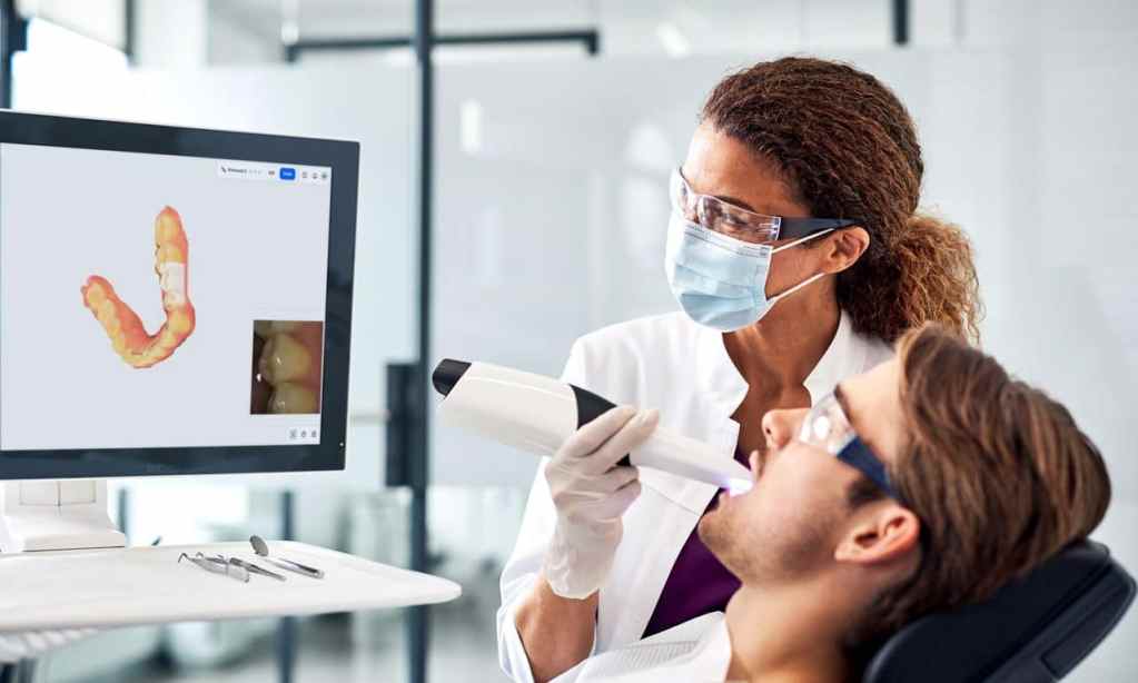 Escaneamento Intraoral: Entenda Como é Feito e os Benefícios